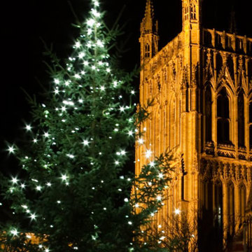 A Christmas Carol | Chapterhouse Theatre Company | Worcester Cathedral